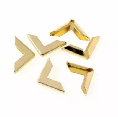 FDSCO009 : COIN EN METAL 1,7X1,7CM OR fee du scrap