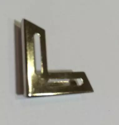 COIN EN METAL 1.8*1.8 CM ARGENT